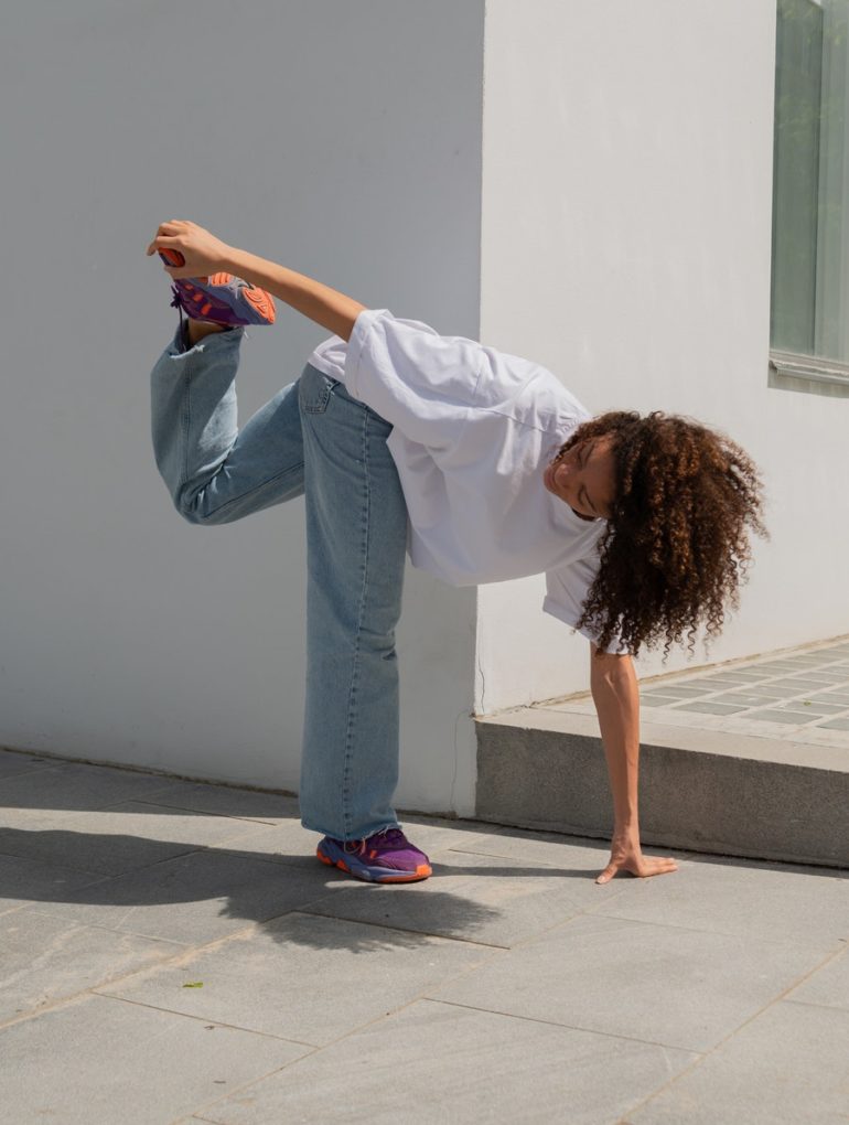 Different Types Of Shuffling Dance - Dance Like Never Before! | Style ...