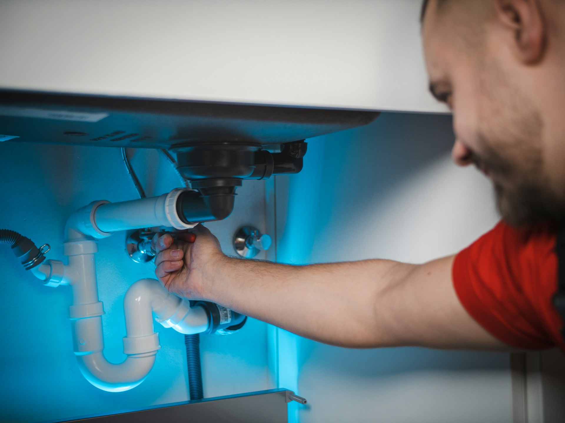 Smart Plumbing Systems for Modern Commercial Buildings