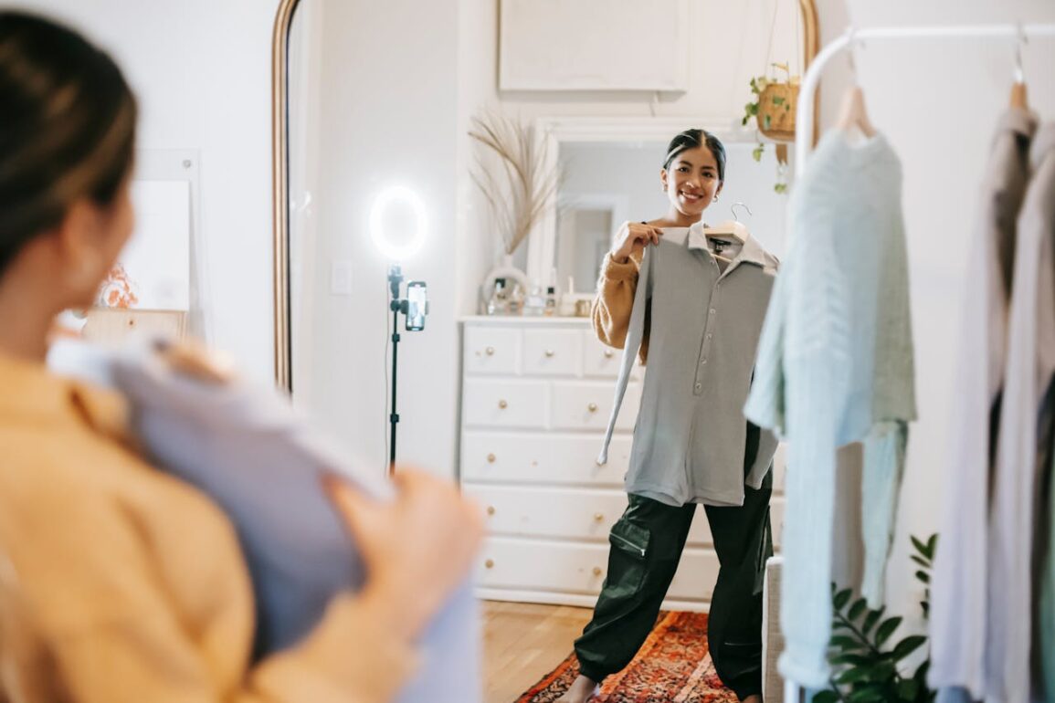 How Everyday Fashion Choices Influence Confidence Levels | Style Vanity ...